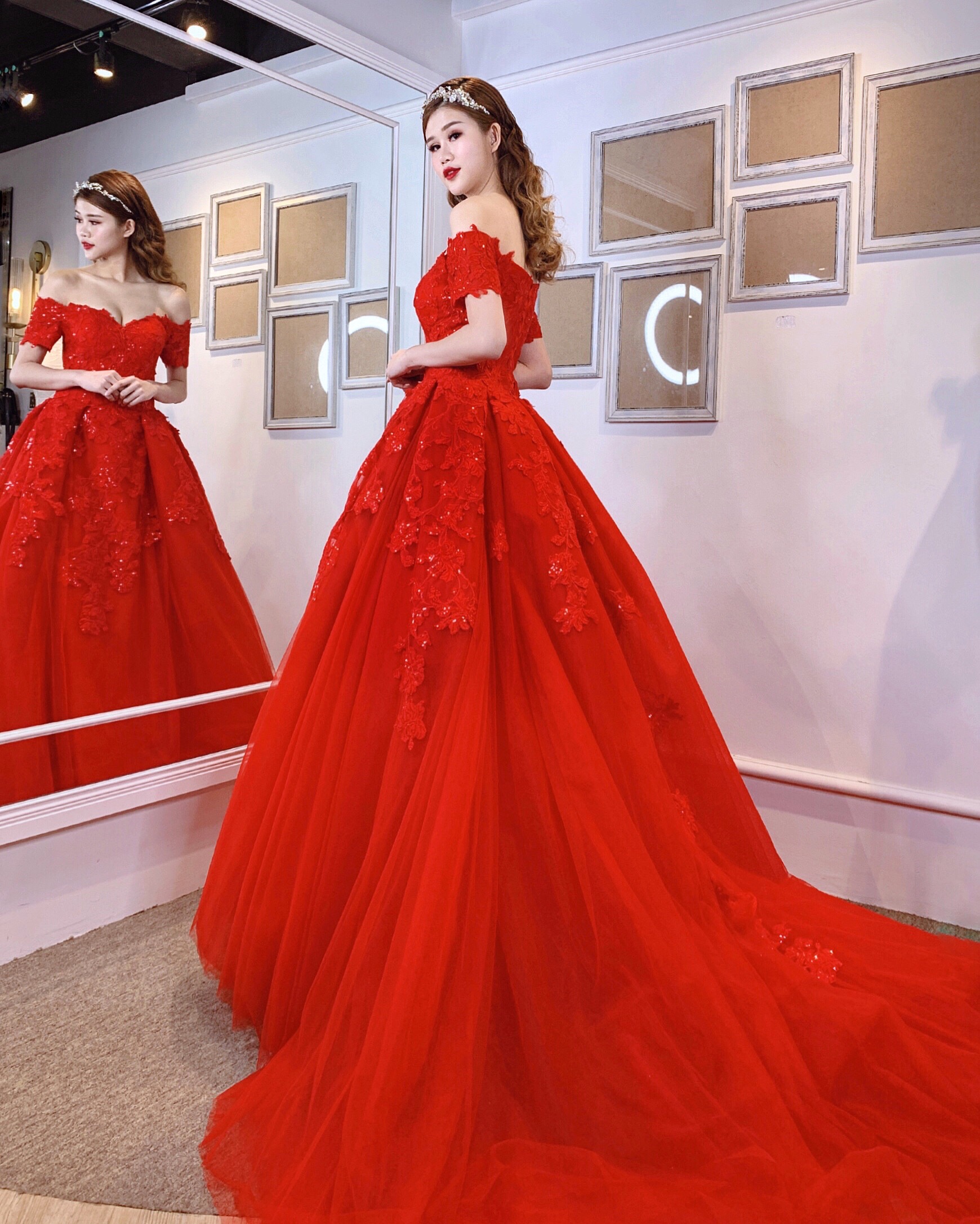 Heather Gown - Vogue Lease